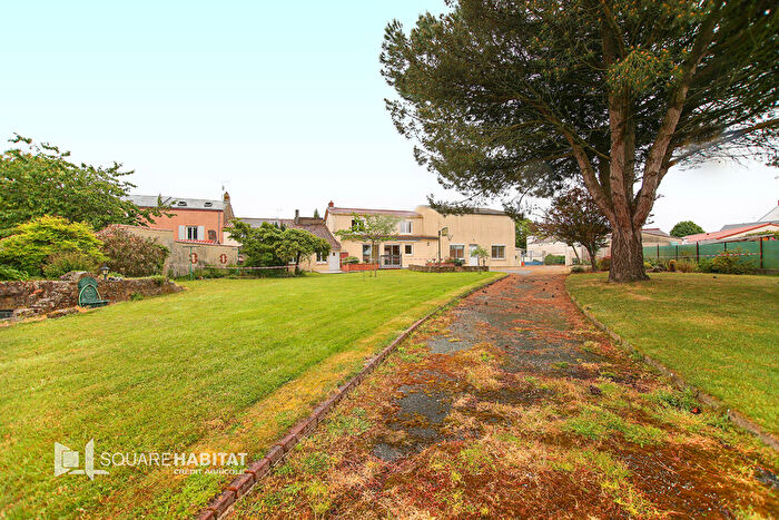 Belleville-sur-Vie : Maison 7 pièces à vendre