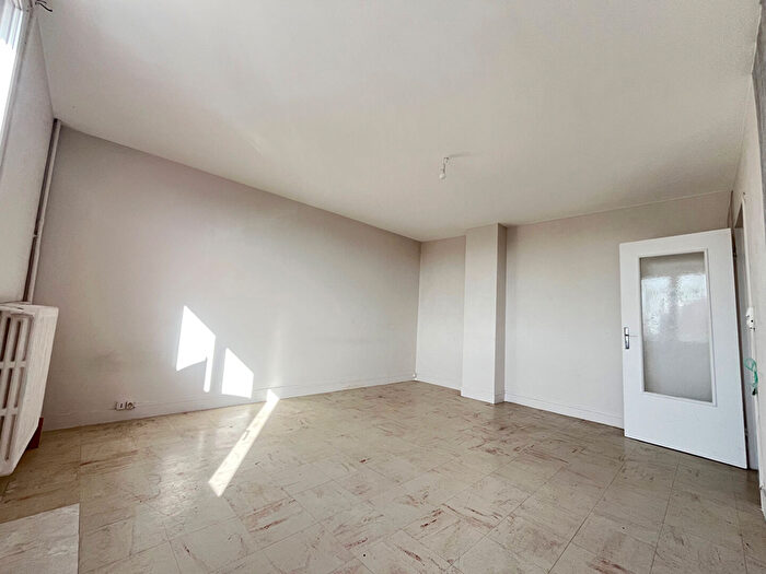 Appartement à vendre - Amiens, Saint-Pierre - 2 pièces - 1 chambre