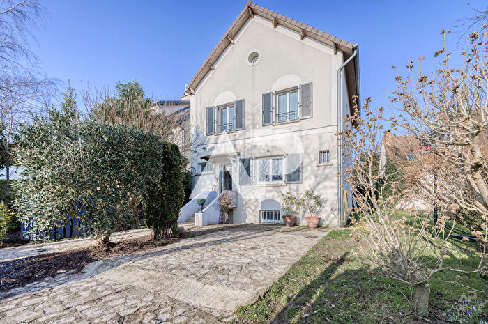 Maison à vendre - Rueil-Malmaison, Plateau - 7 pièces - 5 chambres