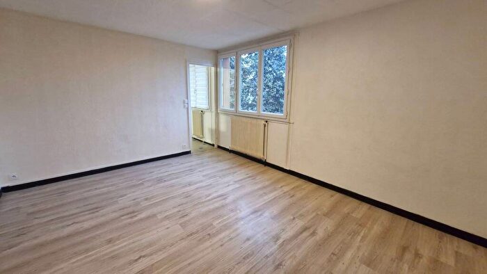 Appartement à louer - Pierre-Bénite - 3 pièces - 2 chambres