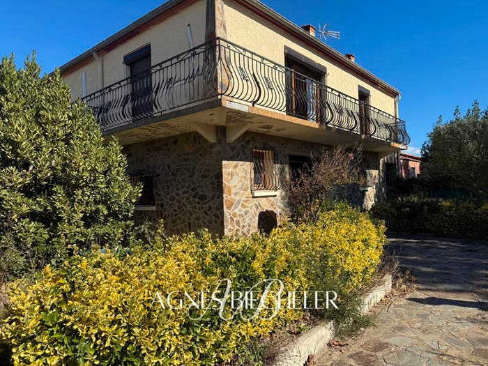 Saint-Jean-Lasseille : Maison 6 pièces à vendre