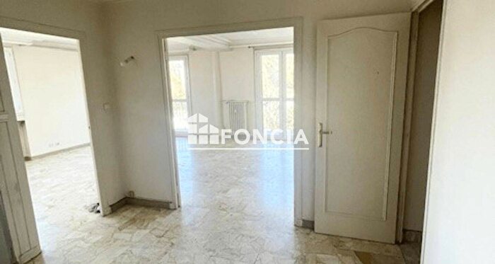 Le Bernay-Valfuret-La Rivière, Saint-Étienne - Appartement 4 pièces à louer