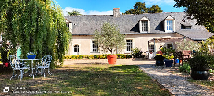 Charcé-Saint-Ellier-sur-Aubance - Maison 10 pièces à vendre