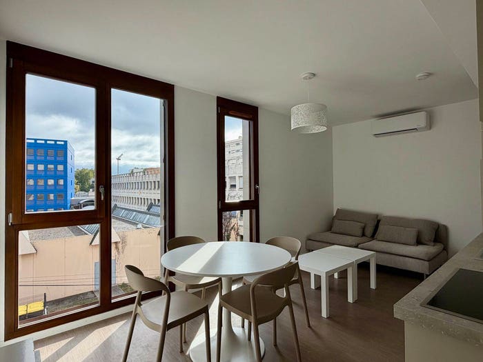La Perralière, Villeurbanne : Appartement 4 pièces à louer