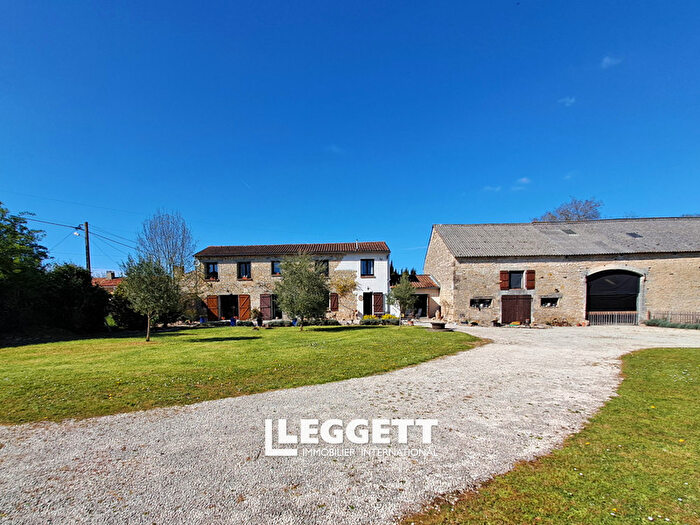 Maison à vendre - Longré - 7 pièces - 4 chambres