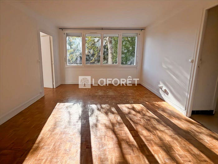 Appartement 2 pièces à louer à Saint Denis, Chantilly