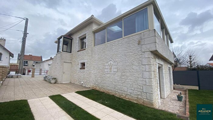 Maison à vendre - Le Havre - 6 pièces - 3 chambres