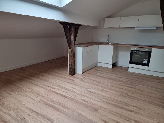 Appartement à louer - Castelnaudary, Centre-ville, Gare, La Baffe - 3 pièces - 2 chambres