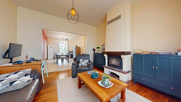 Maison à vendre - Châlons-en-Champagne, Rive gauche - 9 pièces - 4 chambres