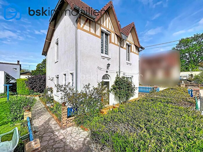 Maison 6 pièces à Saint-Étienne-du-Rouvray, Bic Auber, Parc Fleury, à vendre