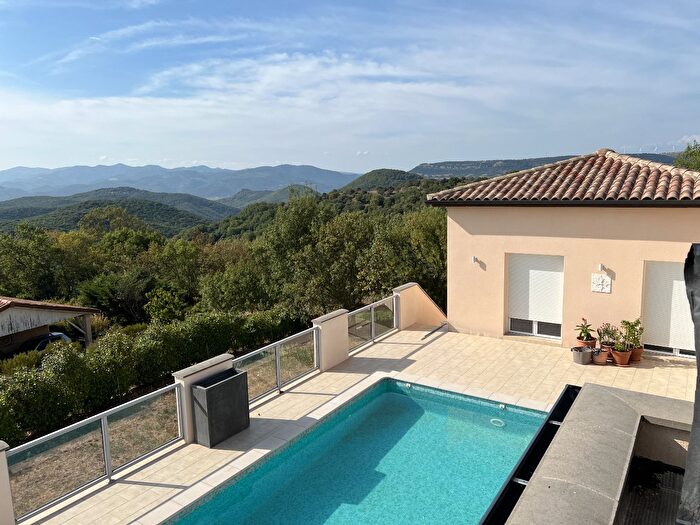 Maison à vendre - Carlencas-et-Levas - 5 pièces - 4 chambres