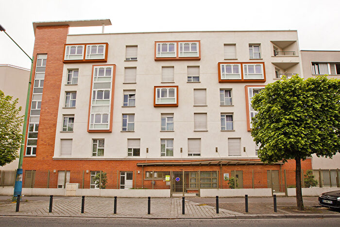 Appartement à vendre - Saint-Denis, Champ de Courses - 1 pièce