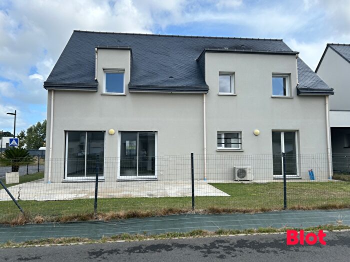 Maison à vendre - Ploubalay - 7 pièces - 6 chambres