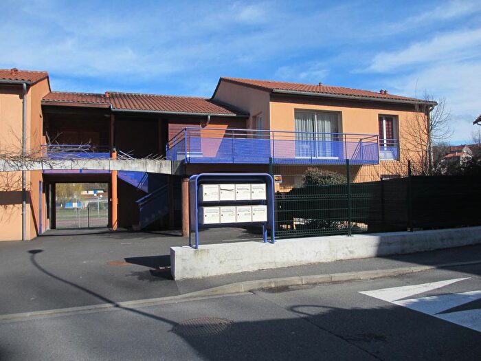 Villefranche-de-Rouergue, Ruelles, Radel, Teulel : Appartement 2 pièces à louer