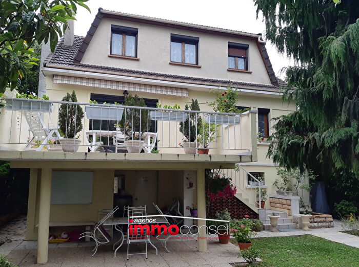 Maison 7 pièces à vendre à Champigny-sur-Marne, Le Plateau