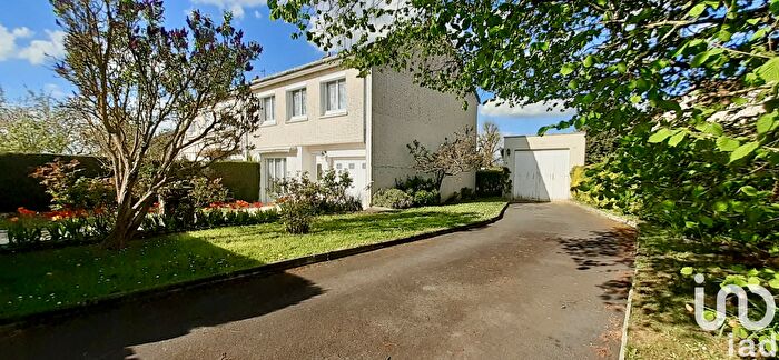 Maison à vendre - Saint-Pierre-sur-Dives - 5 pièces - 4 chambres