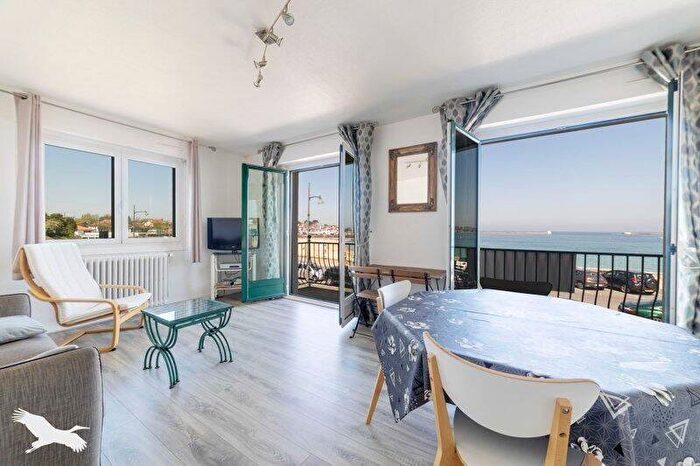 Appartement 4 pièces à louer à Nord, Ciboure