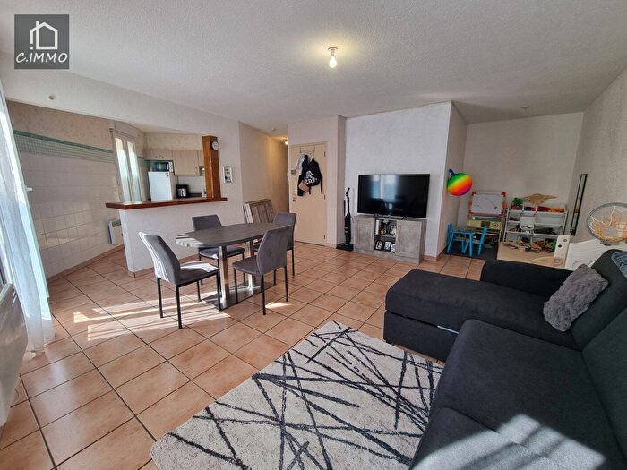 Appartement 3 pièces à louer - Corneilhan