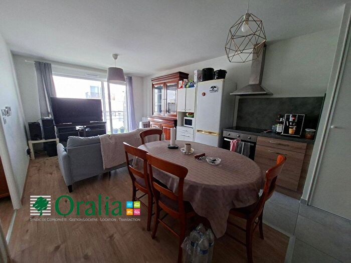 Appartement à louer - Activités Economiques, Fontaine-lès-Dijon - 2 pièces - 1 chambre