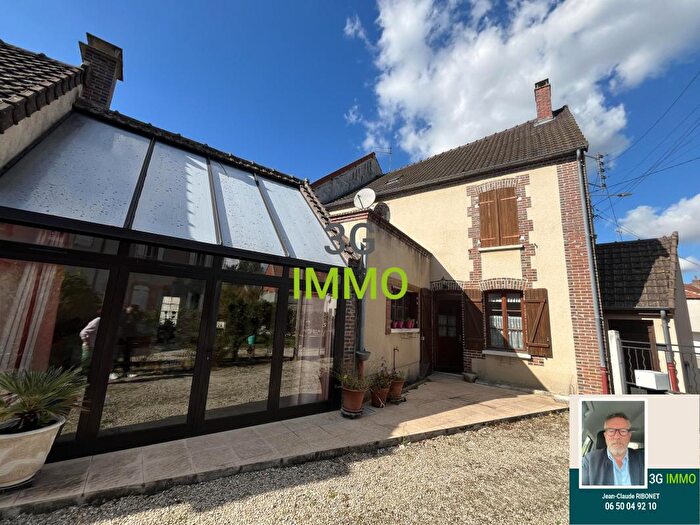 Maison à vendre - Romilly-sur-Seine, Centre-ville, Gare, Lion, Les Hauts Buissons - 6 pièces - 4 chambres