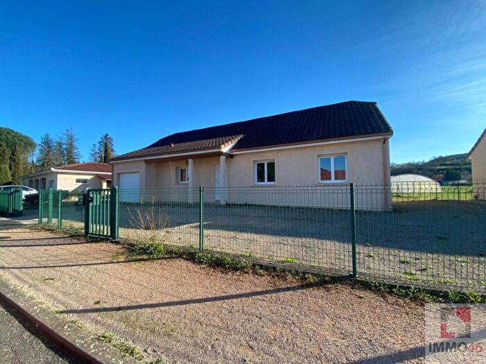 Maison à louer - Saint-Céré - 4 pièces - 3 chambres