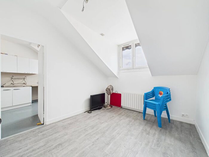 Appartement à vendre - Vitry-sur-Seine, Gare, Jean-Jaurès - 2 pièces - 1 chambre