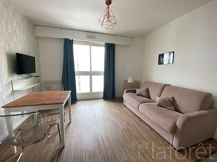 Appartement à louer - Georges Pompidou, Levallois-Perret - 1 pièce