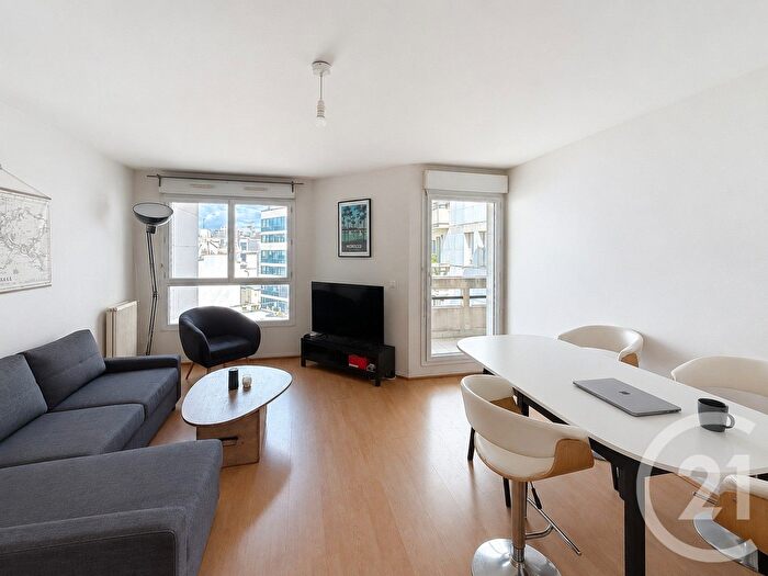 Levallois-Perret, Eiffel : Appartement 4 pièces à louer