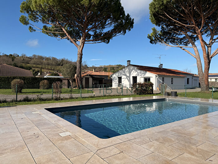 Maison à vendre - Layrac - 10 pièces - 4 chambres