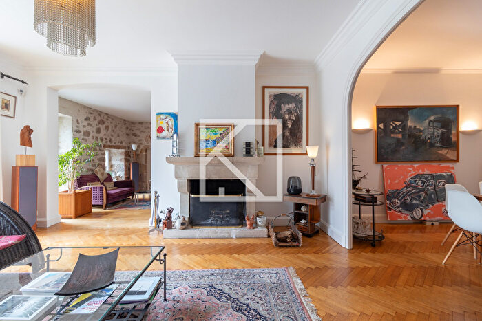 Maison 9 pièces à vendre à Mortagne-sur-Sèvre