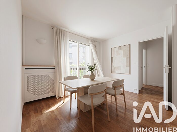Paris 18ème, Jules Joffrin : Appartement 5 pièces à vendre