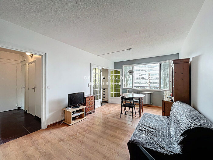 Appartement à vendre - Joinville-le-Pont, Paris - 3 pièces - 2 chambres