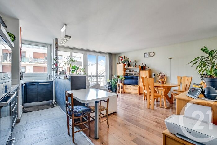 Appartement à vendre - Paris e  - 2 pièces - 1 chambre