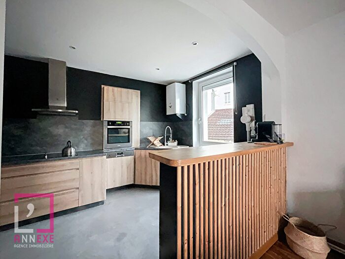 Maisons à vendre et appartements à louer - 3