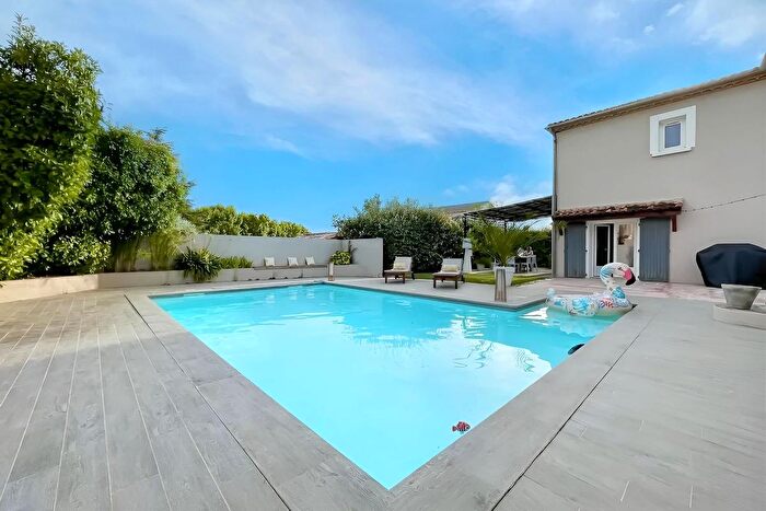 Maison à vendre - Calvisson - 6 pièces - 5 chambres