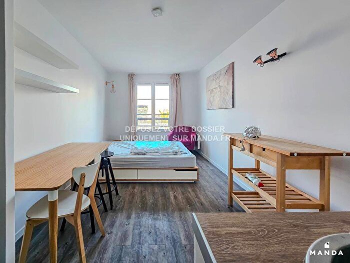 Appartement 1 pièce à louer à Faubourg de l'Arche, Courbevoie