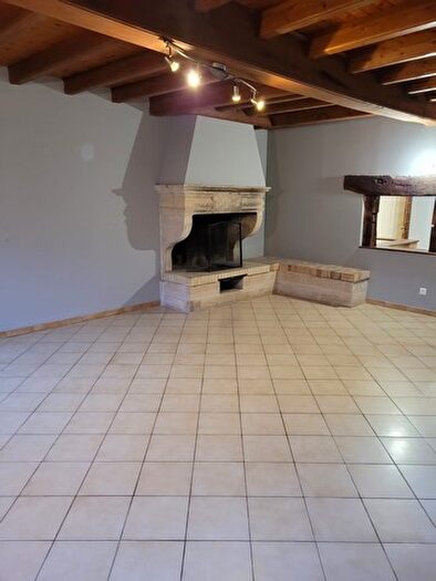 Maison à louer - Jaillon - 7 pièces - 4 chambres