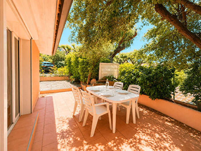 Bormes-les-Mimosas : Maison 3 pièces à vendre