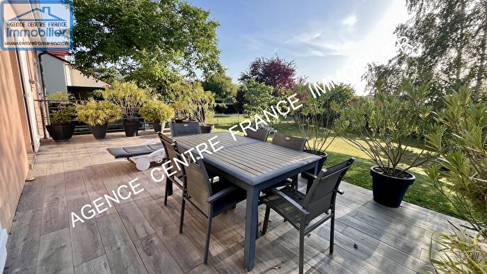 Maison 6 pièces à vendre à Bourges, Aéroport, Vauvert, Pierrelay, Pissevieille