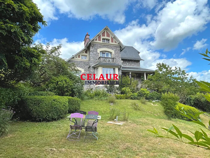 Maison 6 pièces à Laguenne, à vendre