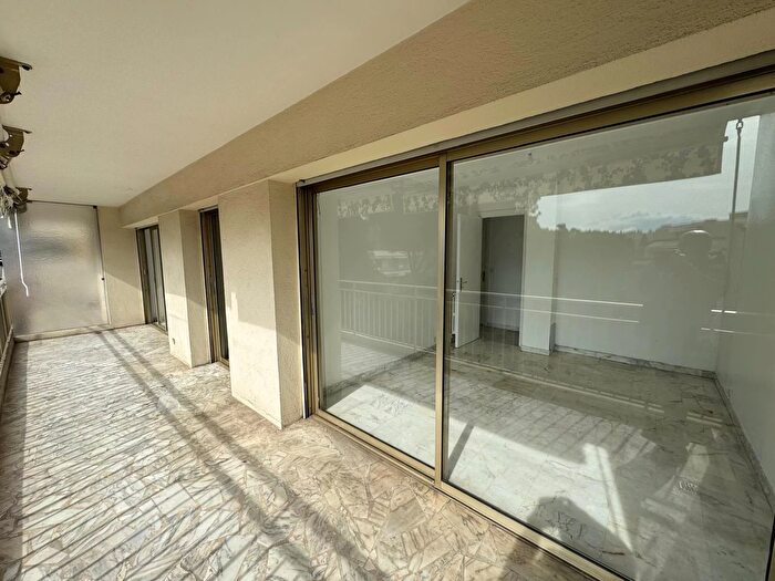 Appartement à vendre - Le Cannet, Bas Cannet - 2 pièces - 1 chambre