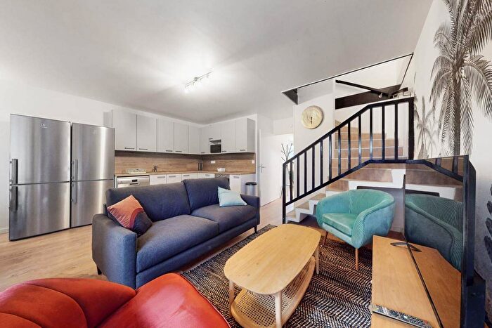 Appartement à louer - Hôtel de Ville, Créteil - 6 pièces - 5 chambres