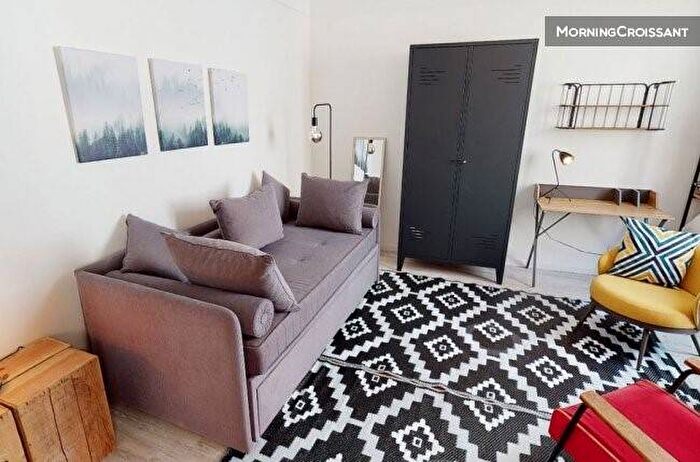 Appartement à louer - Ville Sud Ouest, Fontainebleau - 3 pièces - 2 chambres