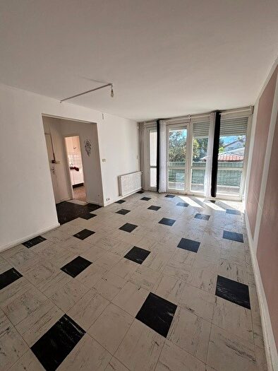 Appartement 2 pièces à louer à Romans-sur-Isère, Plaisance, Jules Nadi