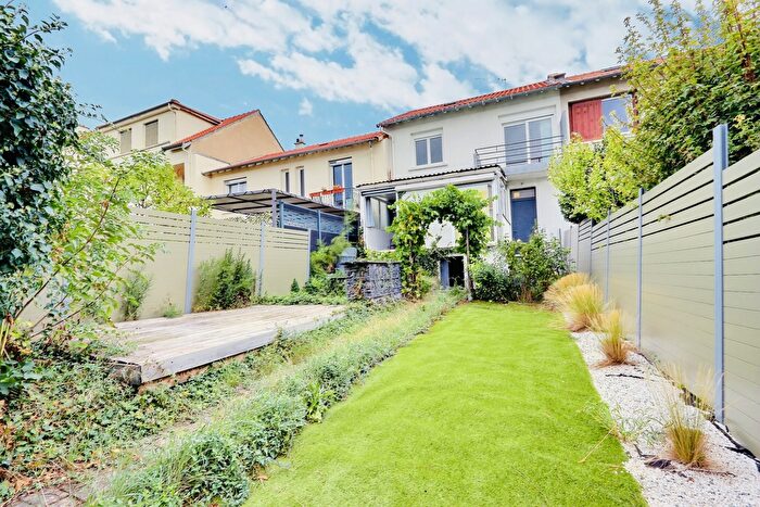 Maison 4 pièces à Clermont-Ferrand, Chanteranne, La Glacière, à vendre