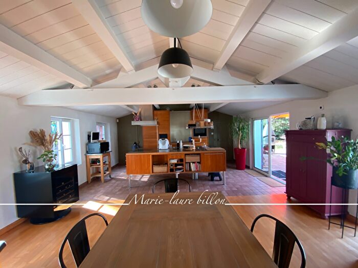 Maison 7 pièces à Saint-Hilaire-de-Riez, Fradinière, Pissot, à vendre