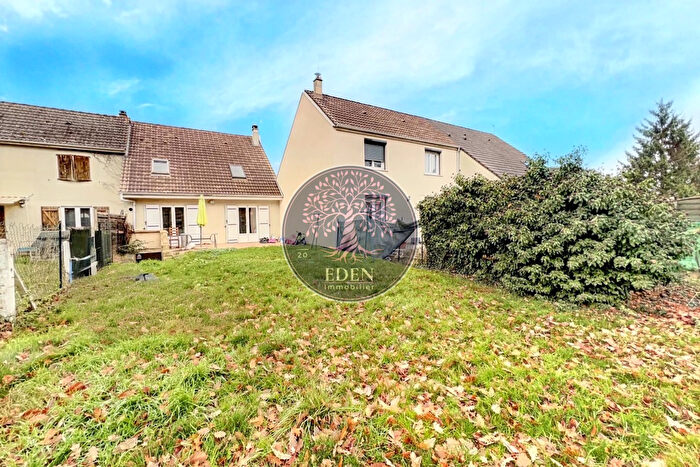 Maison à vendre - Saint-Rémy-sur-Avre - 5 pièces - 4 chambres