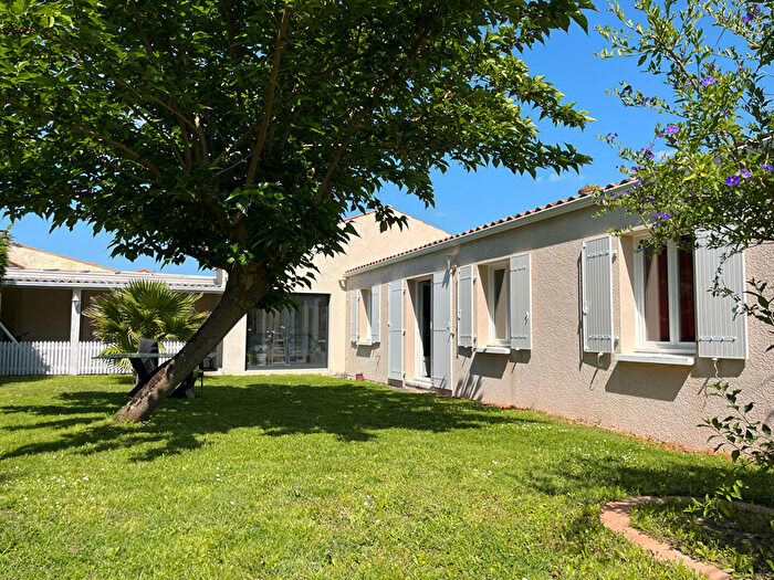 Maison à vendre - Le Château-dOléron - 3 pièces - 2 chambres