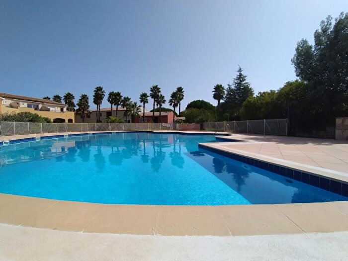 Cavalaire-sur-Mer, Pierrugues, Mannes, Canissons : Appartement 4 pièces à vendre