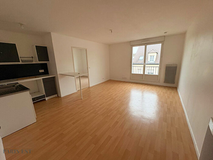 Appartement à vendre - Claye-Souilly - 2 pièces - 1 chambre